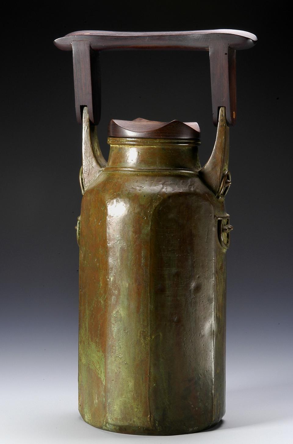 Bronze Vessel | Smithsonian American Art Museum