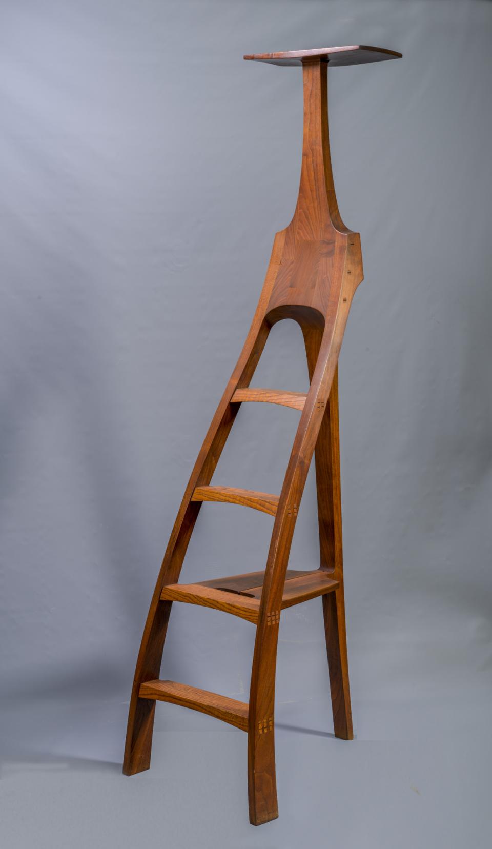 Four Step Library Ladder | Smithsonian American Art Museum