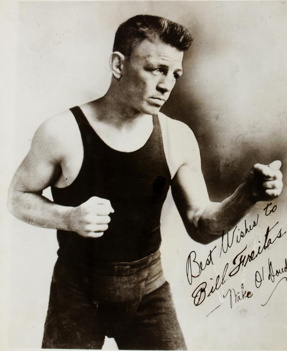 Mike O'Dowd, half length portrait as boxer | Smithsonian American Art ...