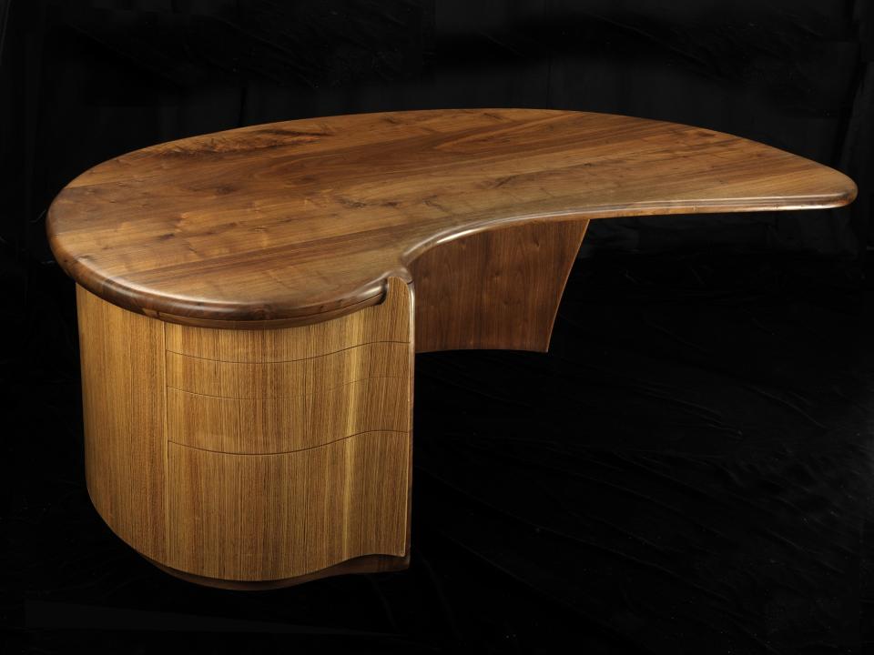 Harry's Desk | Smithsonian American Art Museum