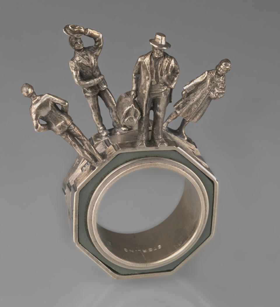 Spy Decoder Ring | Smithsonian American Art Museum