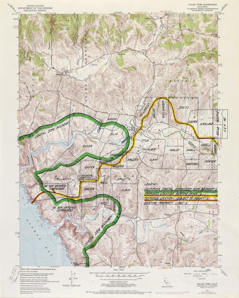 Running Fence, Sonoma and Marin Counties, California, 1972-76, Valley ...