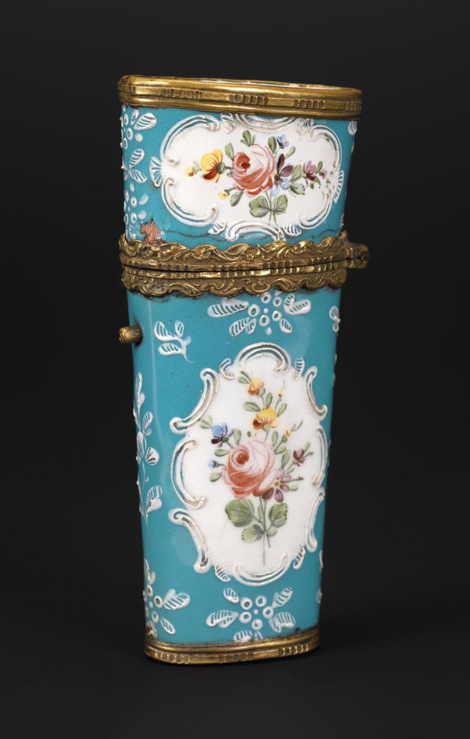 Etui | Smithsonian American Art Museum