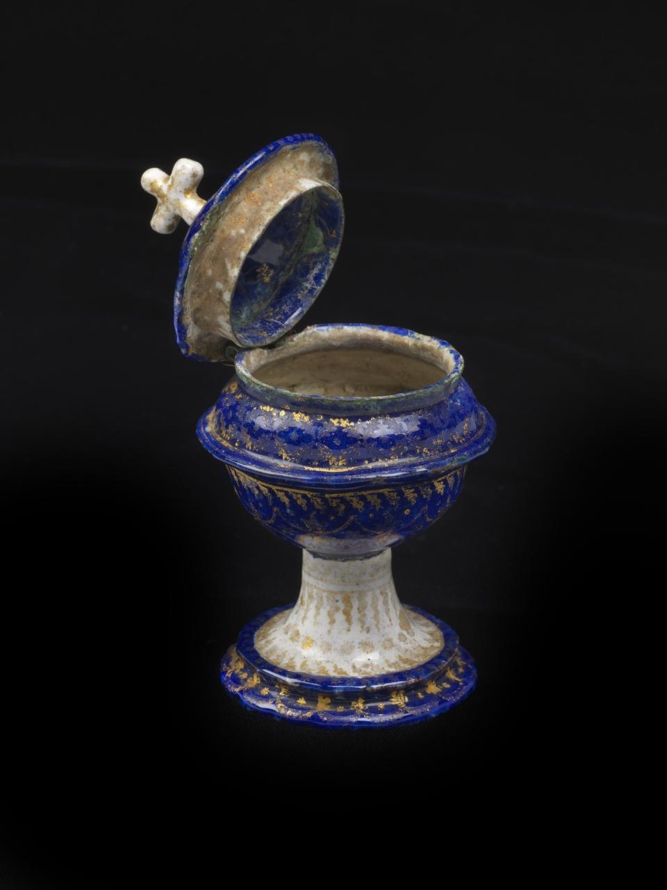 Pyxis | Smithsonian American Art Museum