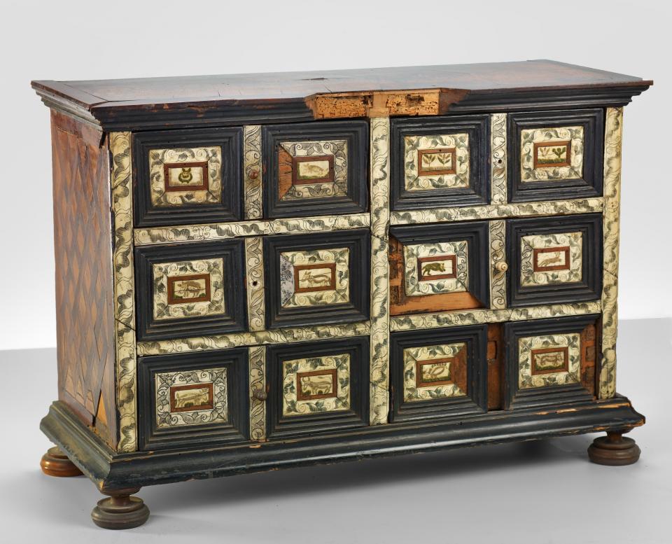 Chest | Smithsonian American Art Museum