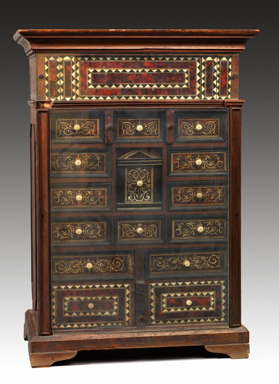 Chest | Smithsonian American Art Museum