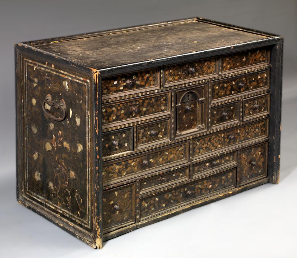Chest | Smithsonian American Art Museum