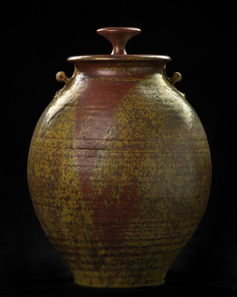 Stoneware Pot | Smithsonian American Art Museum