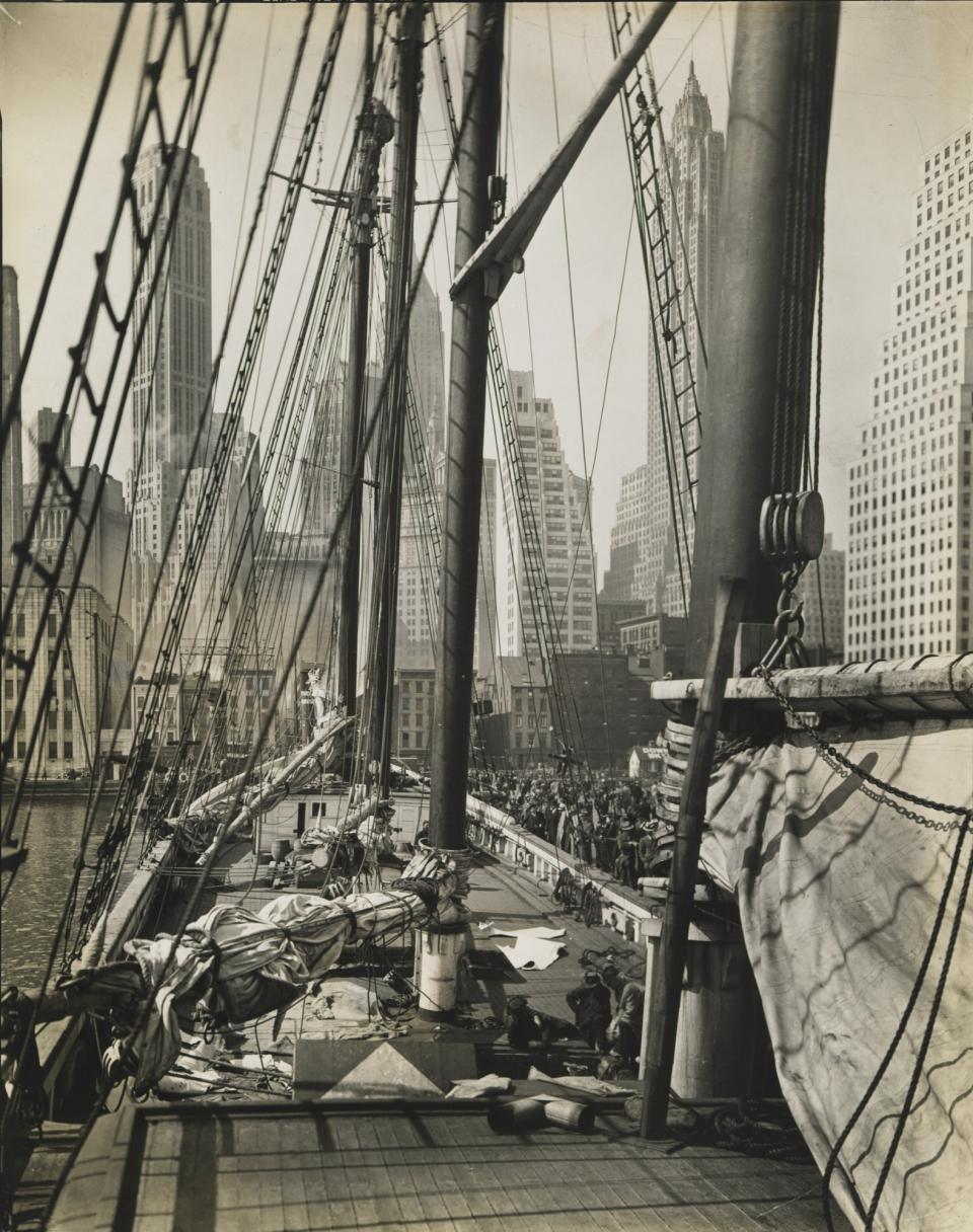 "Theoline", Pier 11, East River, Manhattan | Smithsonian American Art ...