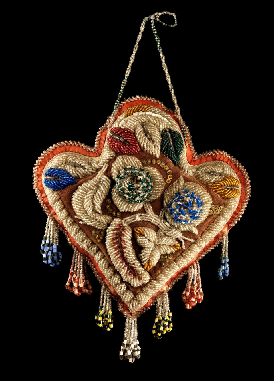 Beaded Heart | Smithsonian American Art Museum